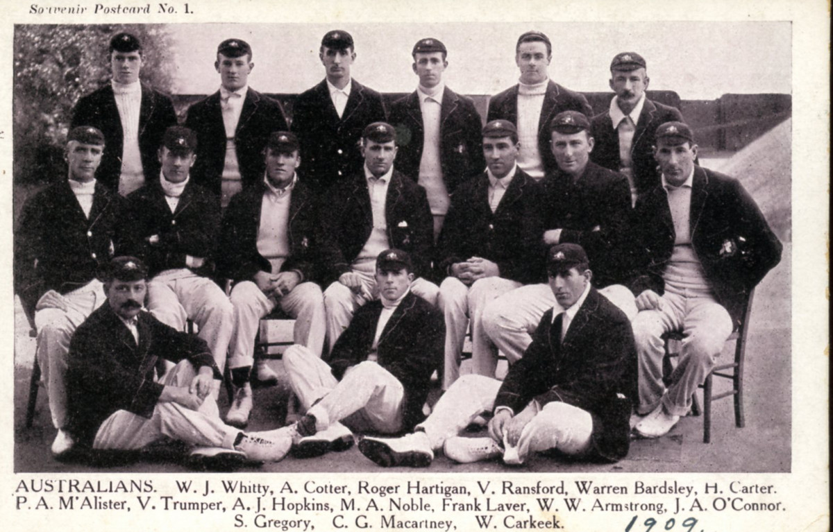 Cricketbooks.com.au | 1909 Australian team postcard, rare